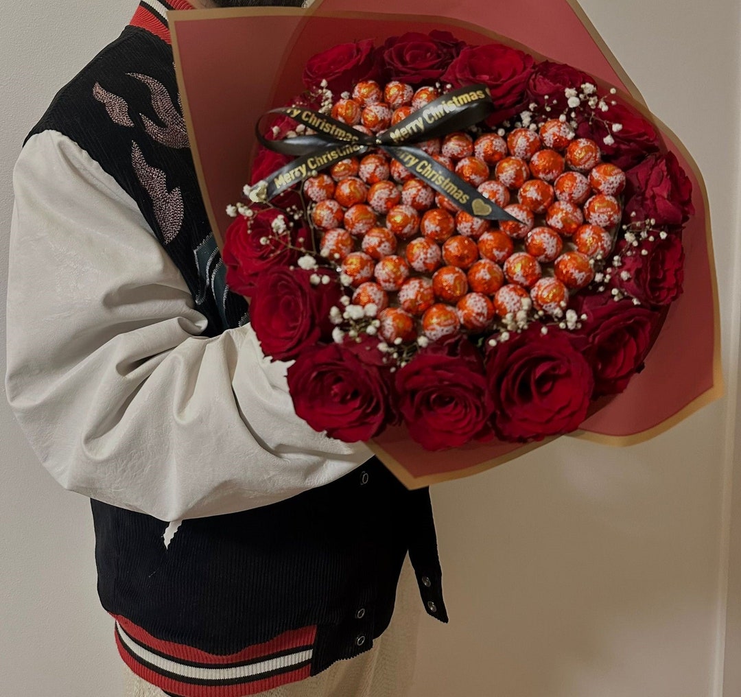 Lindor Rose Flower Bouquet - Etsy