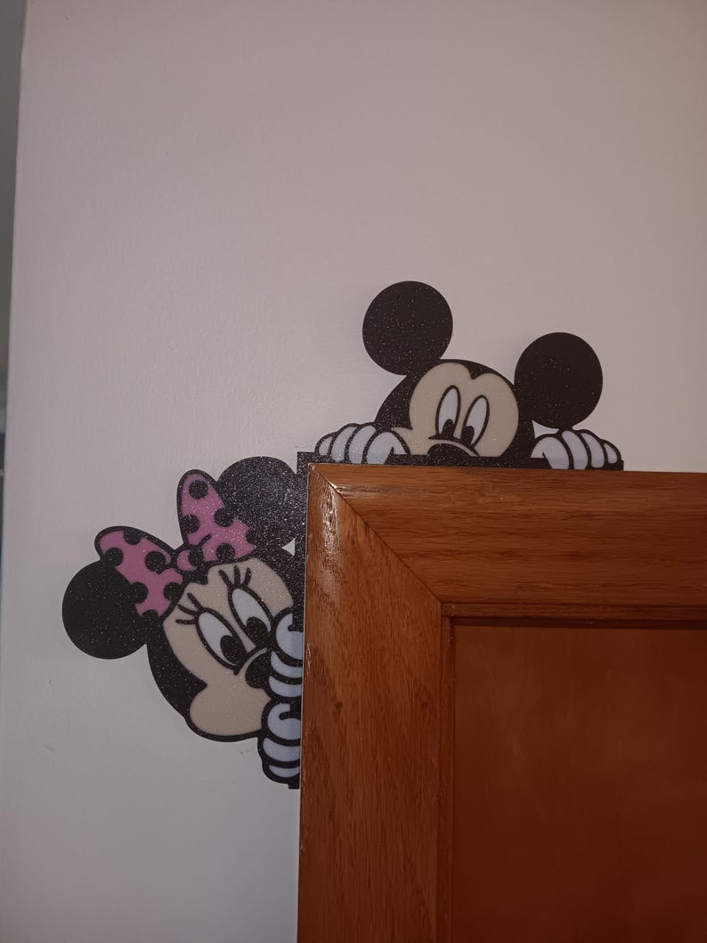 Mickey and Minnie Peeking Door Corner - Etsy