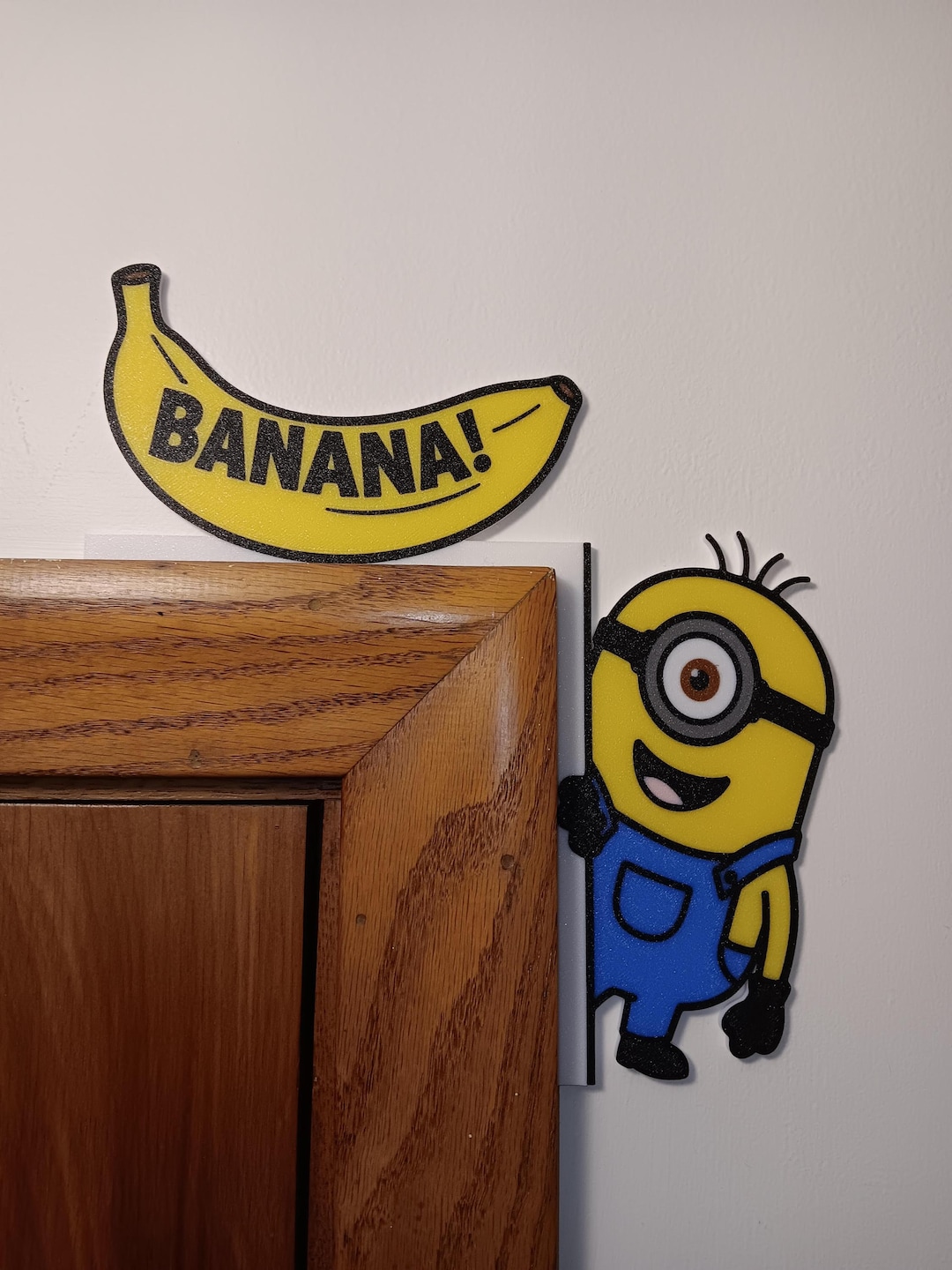 3D Printed Minion Peeking Door Corner Decoration With Banana Sign ...