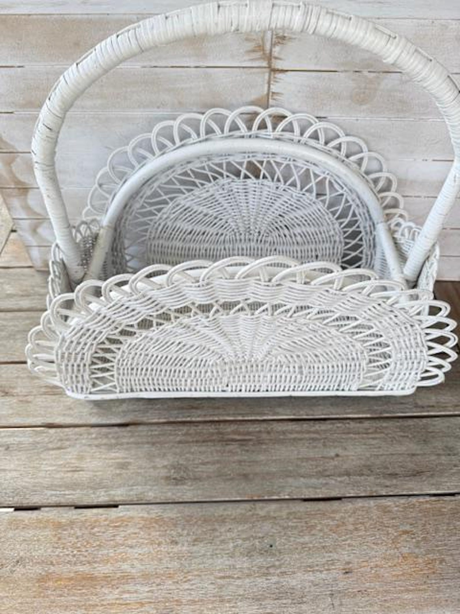 Vintage White Wicker Magazine or Record Album Storage From the 80s - Etsy