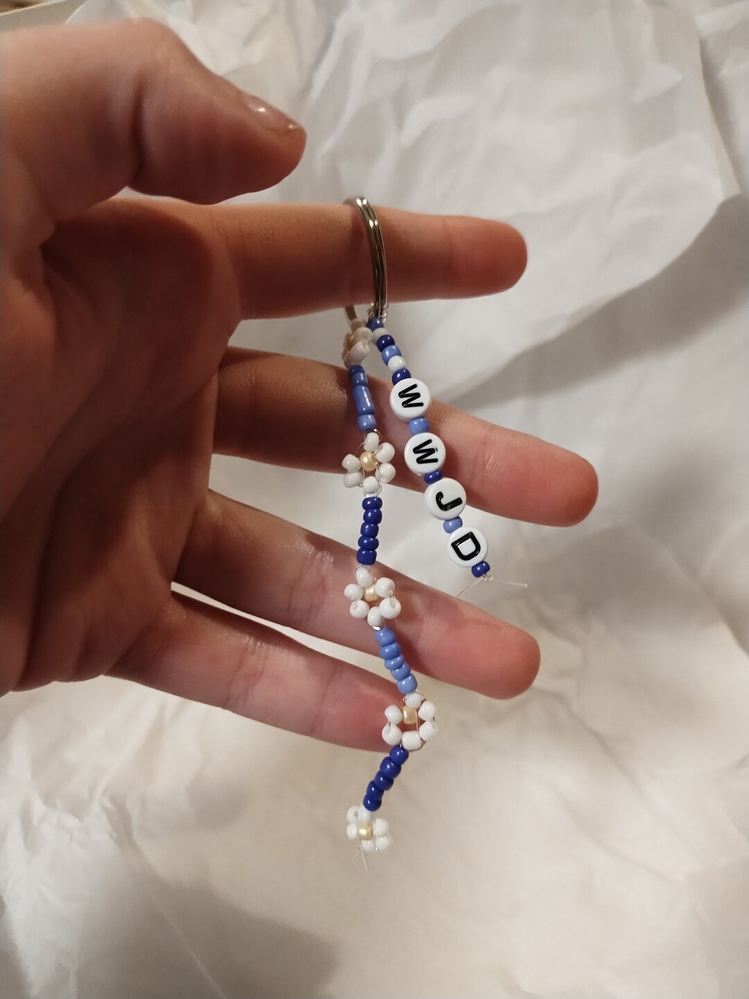 WWJD Daisy Key Chain - Etsy