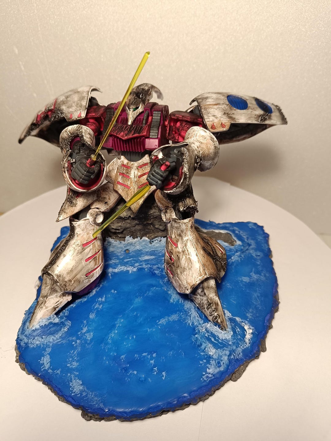 Diorama Gundam Geek Figurine - Etsy