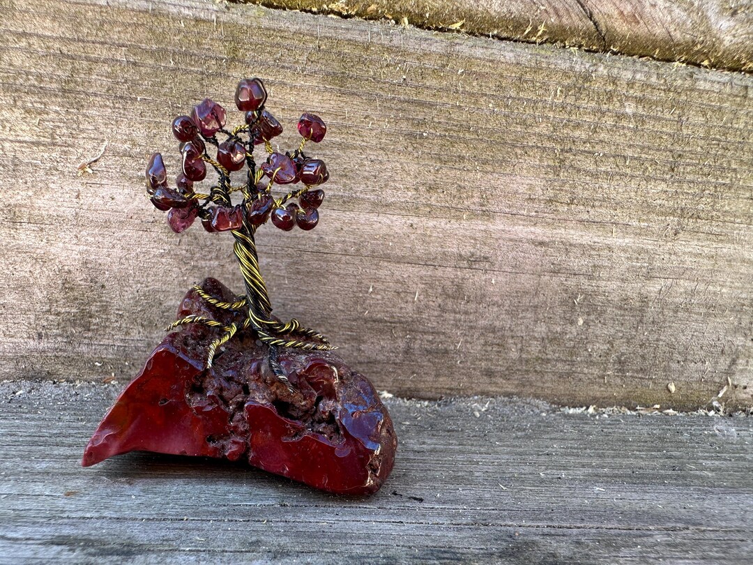 Wire Tree in Aluminium With Jasper and Garnet Crystals - Etsy