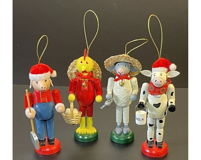Farm Animal Wooden Nutcrackers Cow, Pig, Sheep, Chicken Christmas ...