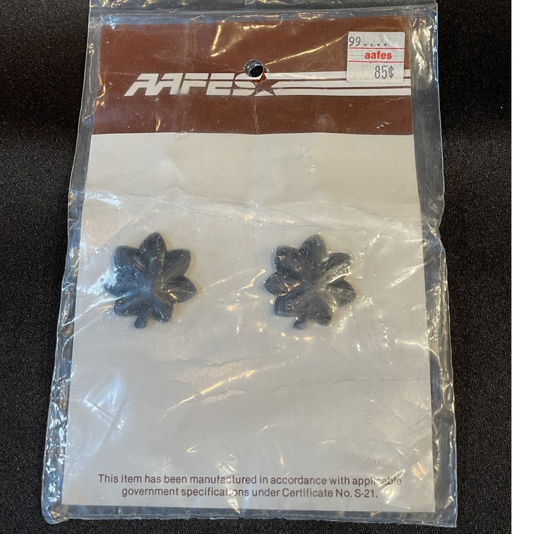 AAFES Black Oak Leaf Army Lt. Col. Uniform Rank Pins Set of 2 - Etsy