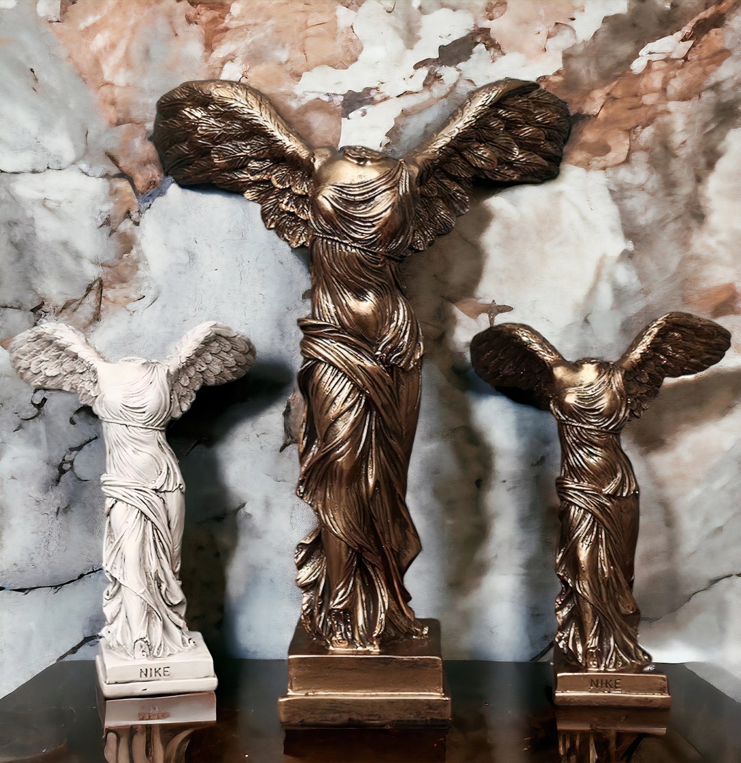 Greek Goddess Statue, Divine Feminine Energy, Divine Feminine, European ...