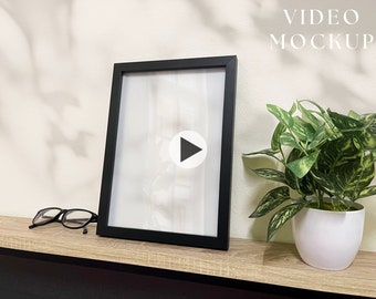 11x14 Video Frame Mockup, Animated Frame Mockup, PSD Smart Object ...
