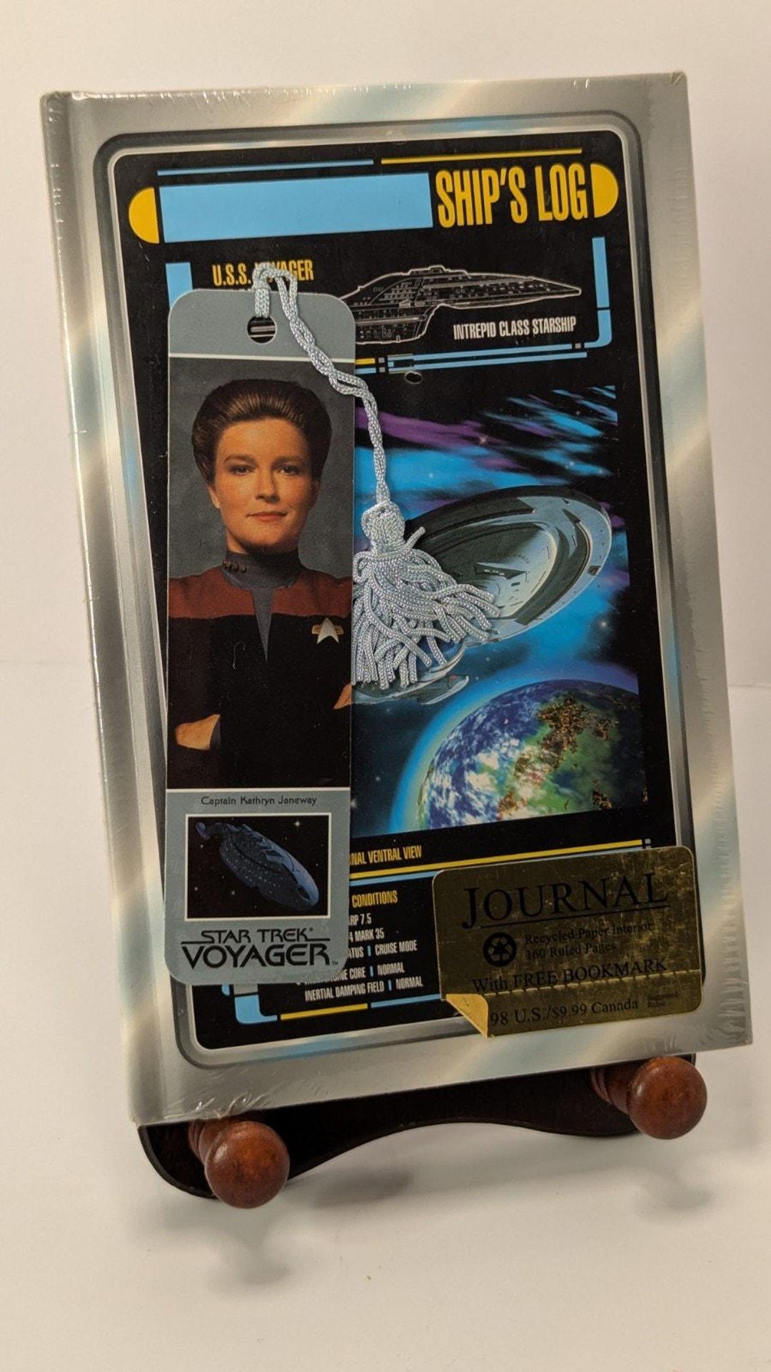 Star Trek Voyager Ship's Log Blank Journal With Janeway Book Mark NEW ...