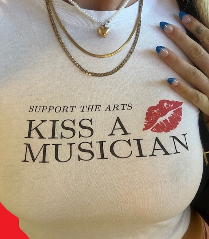 Support the Arts Kiss a Musician Graphic Baby Tee - Etsy