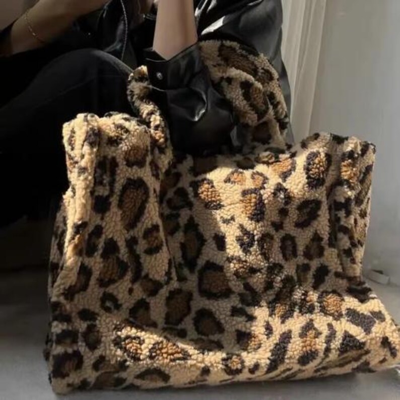 Extra Large Cheetah Print Handbag | Plush Tote Bag | Fleece Shoulder ...