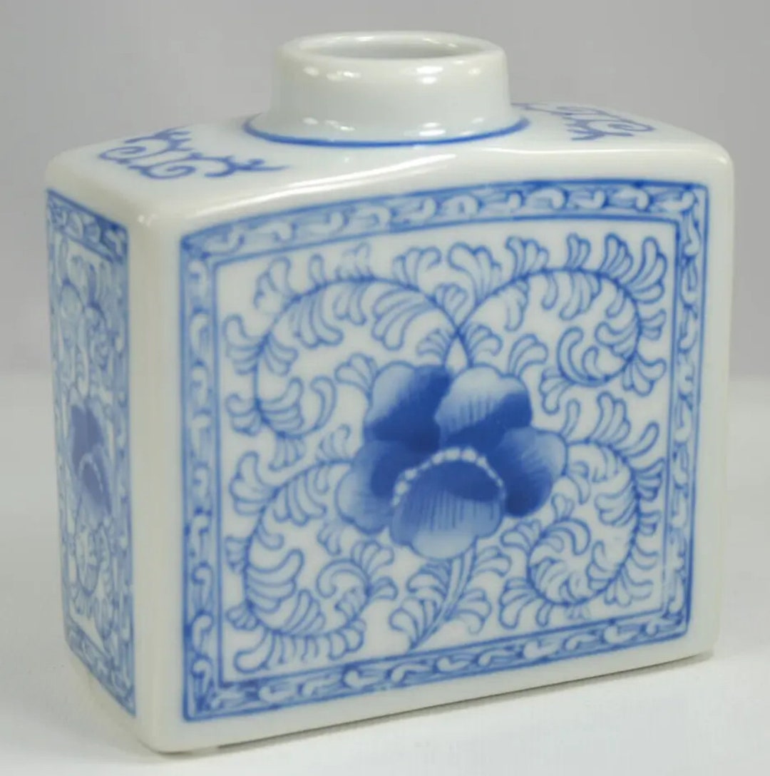 Two's Company Canton Collection Ceramic Rectangular Blue & White Vase ...