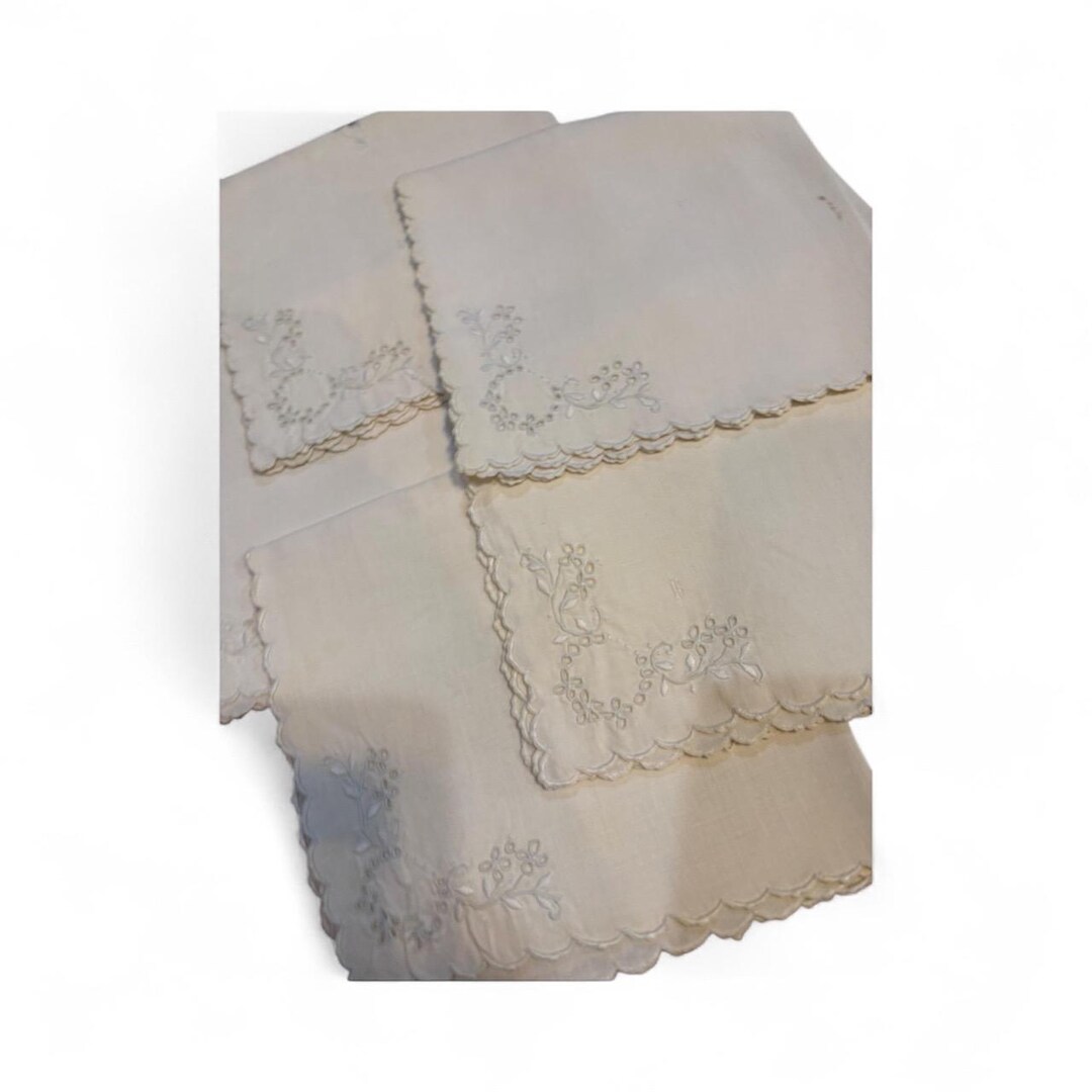Vintage Box of White Scalloped Hankies - Etsy