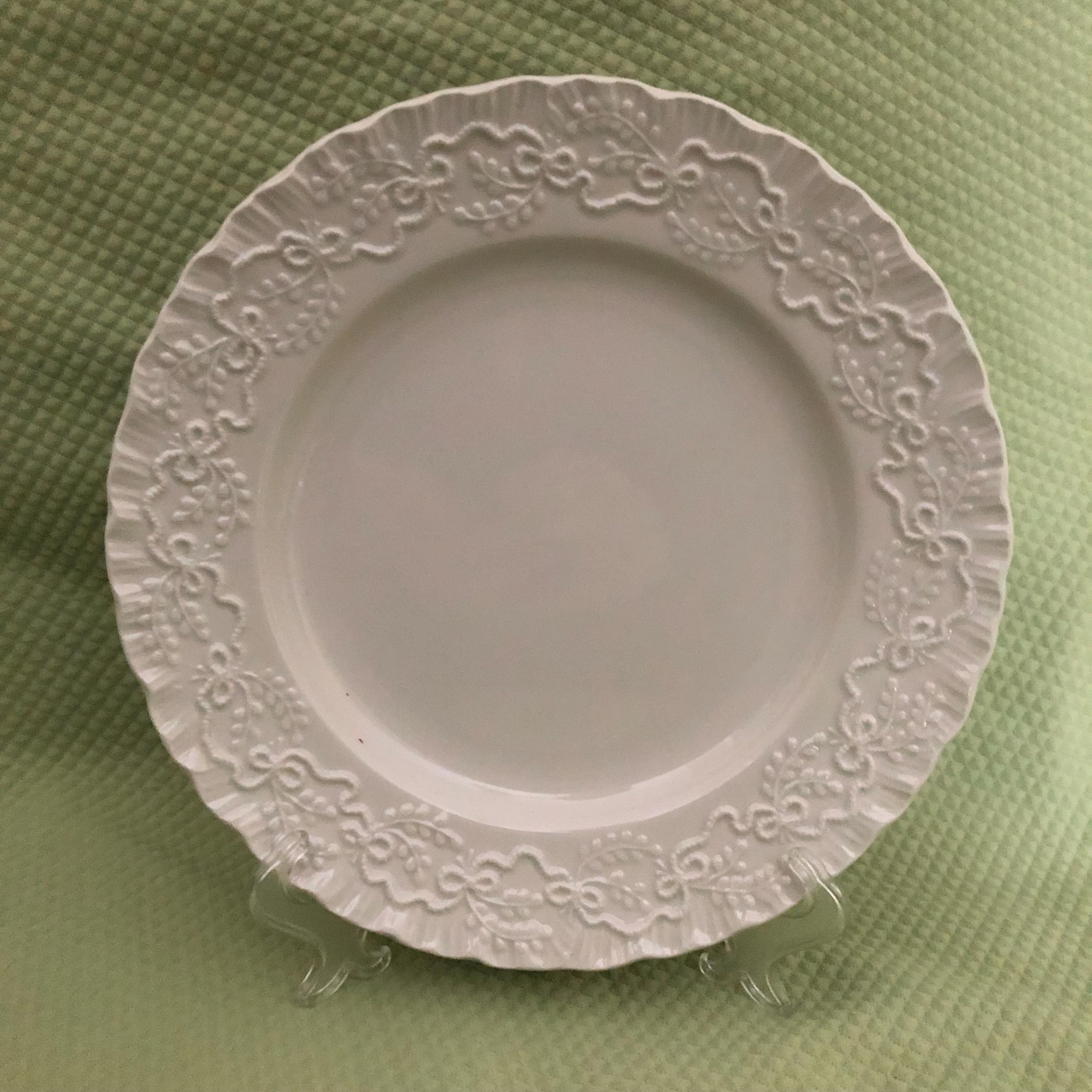 Ralph Lauren Wedgwood White Claire Salad Plate With Ruffled Scalloped ...
