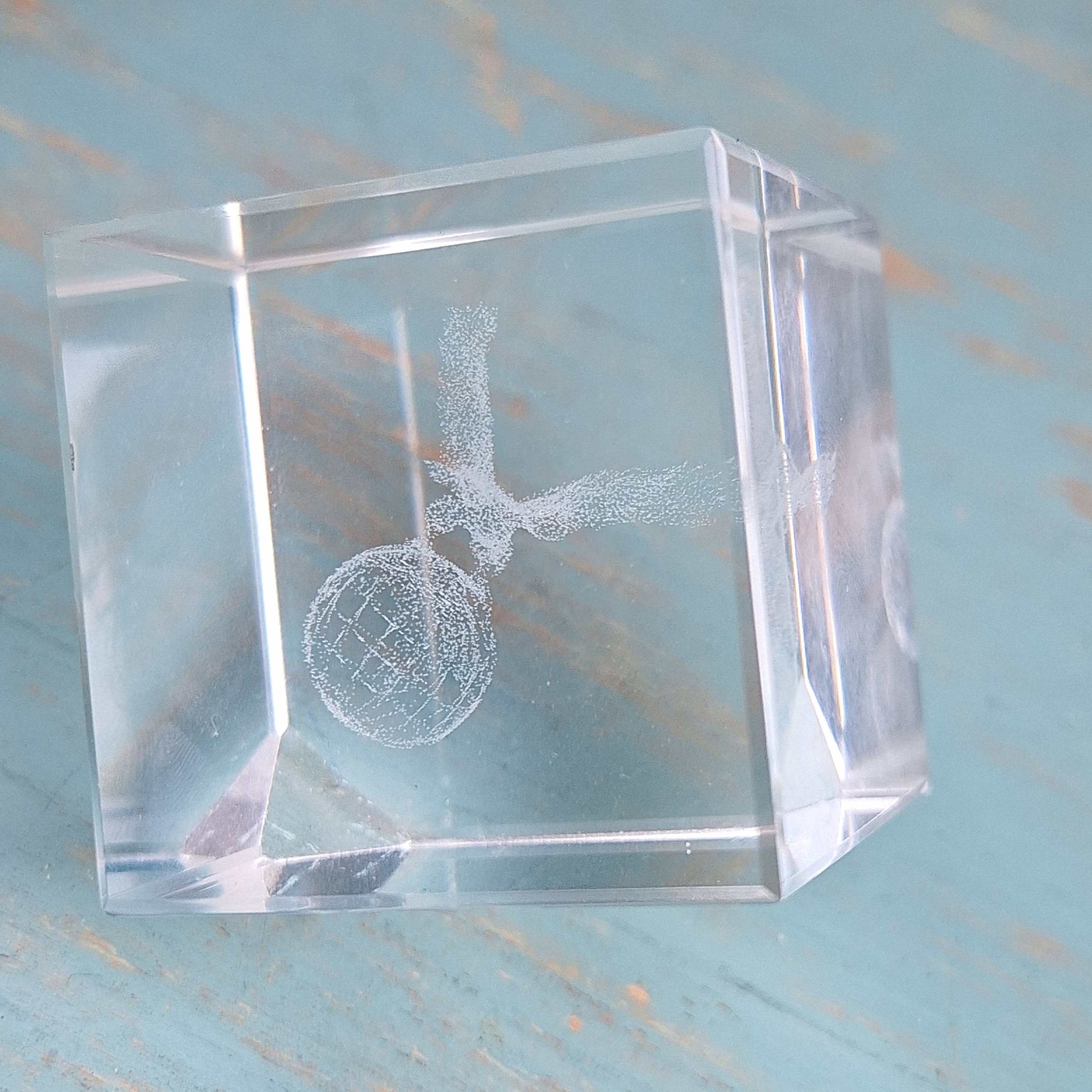 Crystal Cube 3D Laser Etched Glass Eagle Mini Miniature Collectible ...