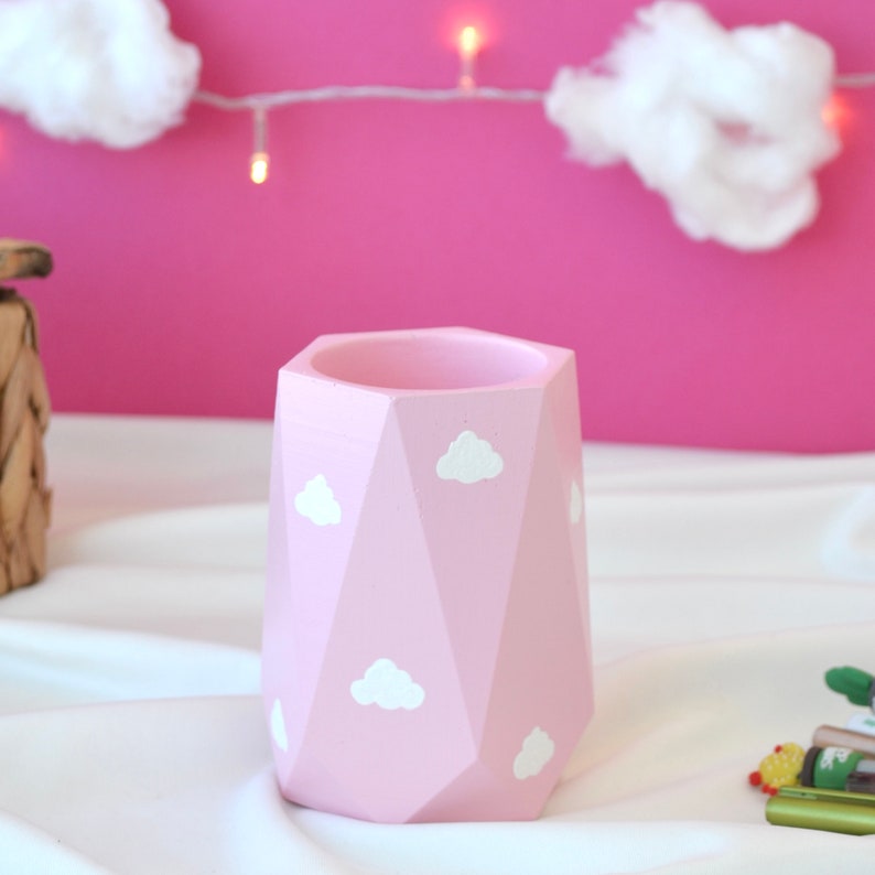 Cloud Cute Pen Cup for Desk, Office Desk Gift for Him Unique Pen Holder ...
