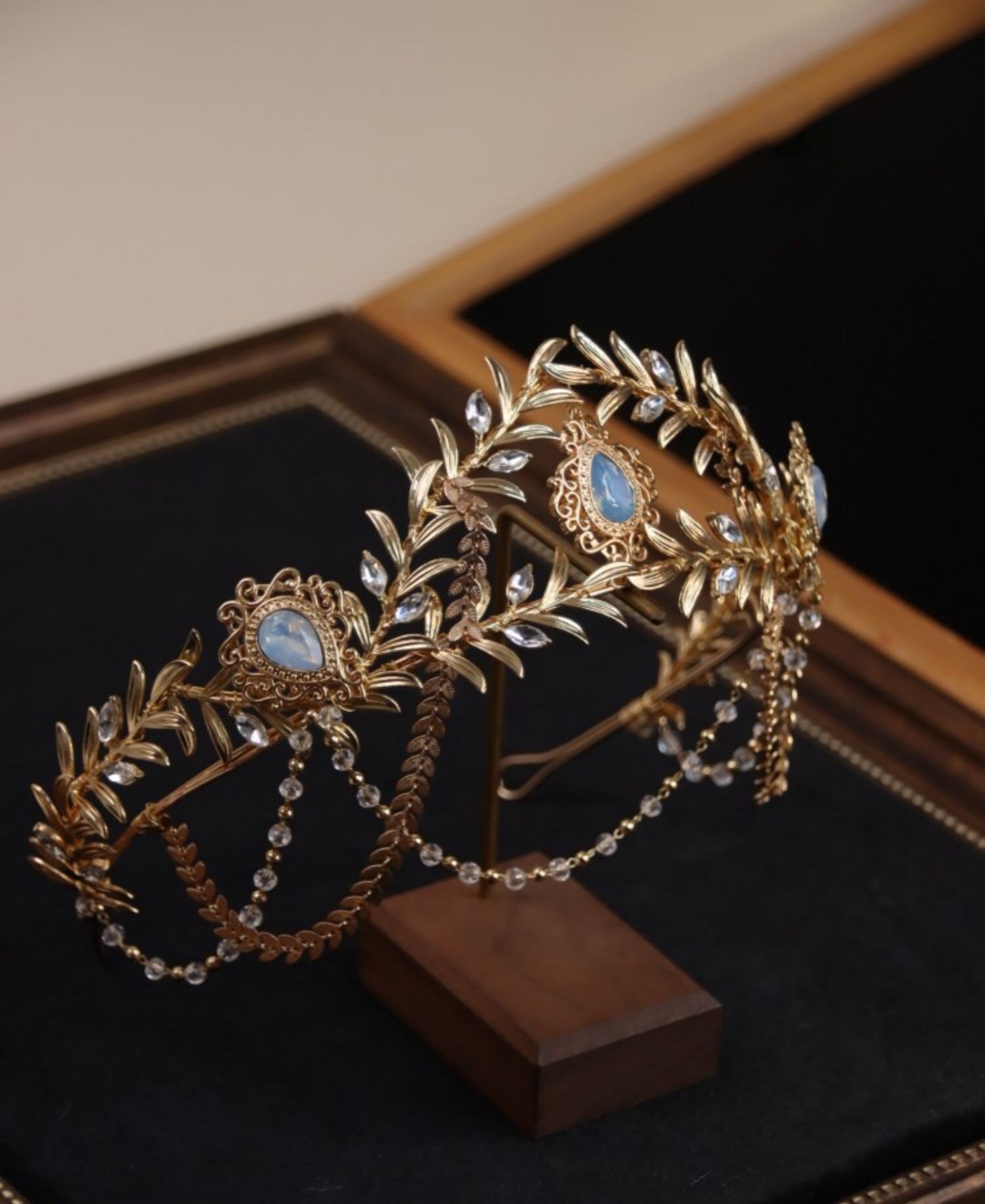 Golden Leaf Wedding Crown With Opal,laurel Leaf Tiara,bridal Crown ...