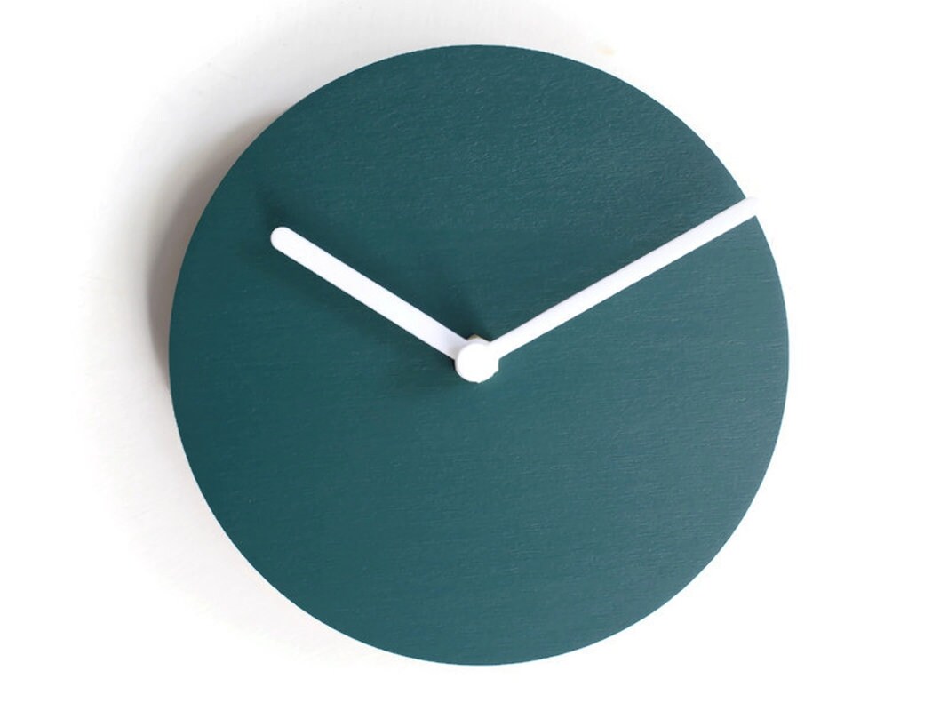 Trendy Small Round Clock and Petite Modern Timepiece Sleek Minimalist ...