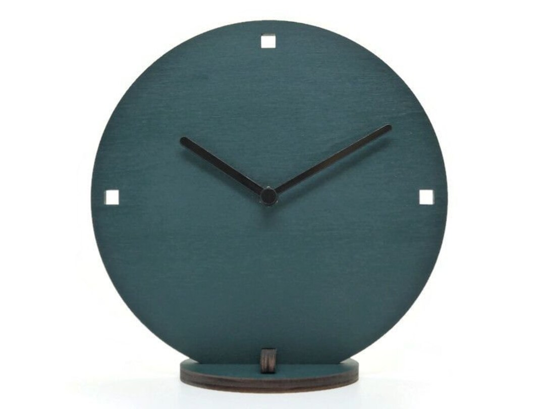 Chic Laser-cut Wood Clock Desktop Timepieces With Tabletop Modern ...