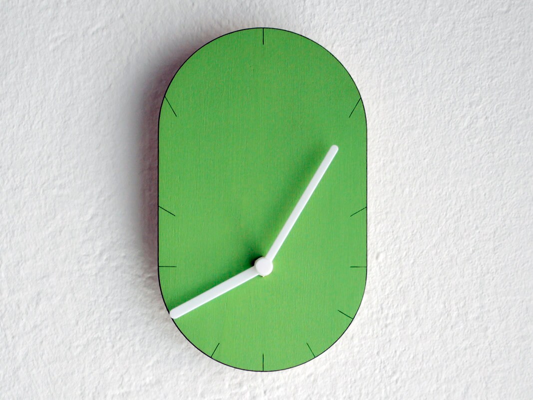 Very Small Wall Clock With 12 Markings, Sleek Modern Decor for ...