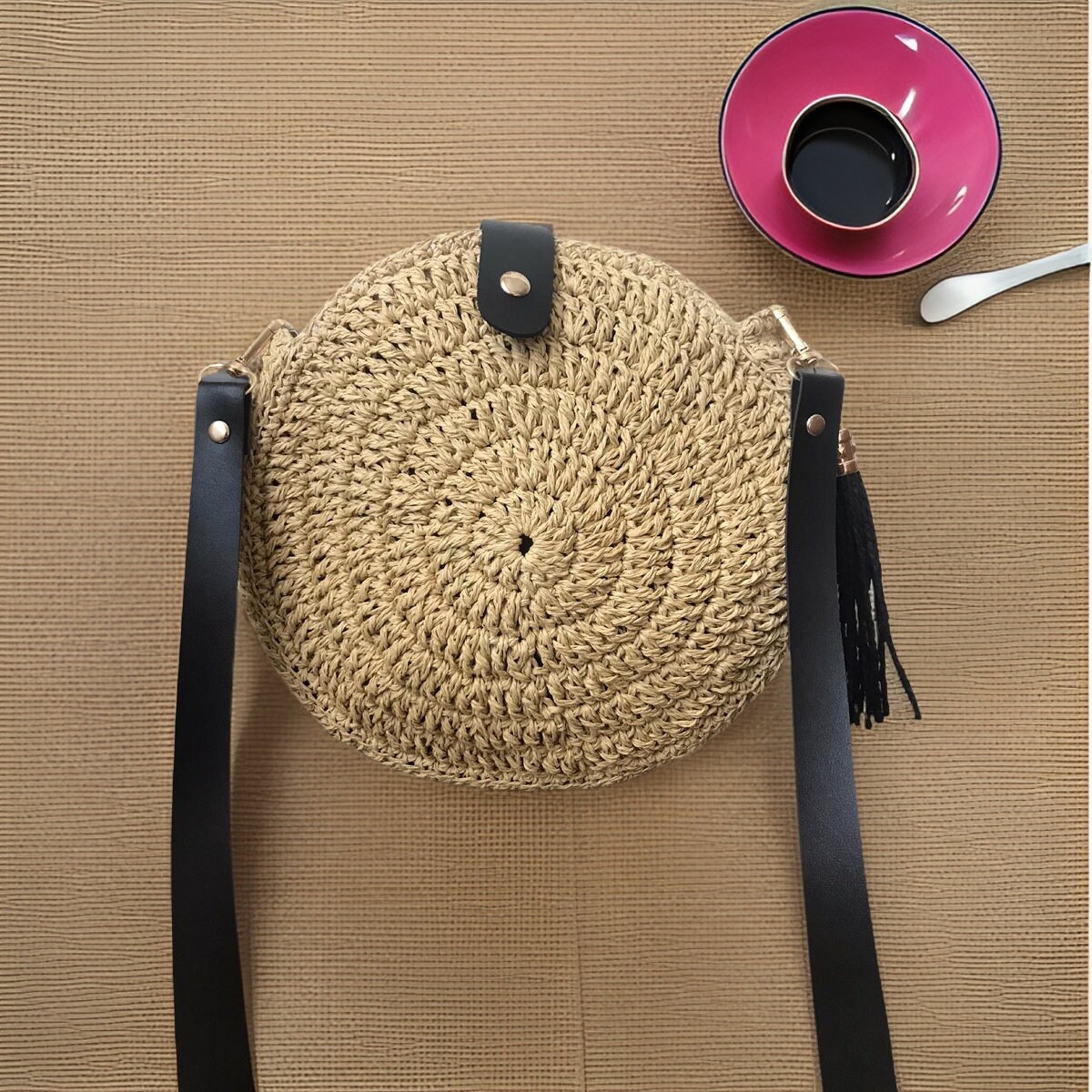 Stylish Round Raffia Bag,handcrafted Straw Handbag,perfect Beach Bag or ...