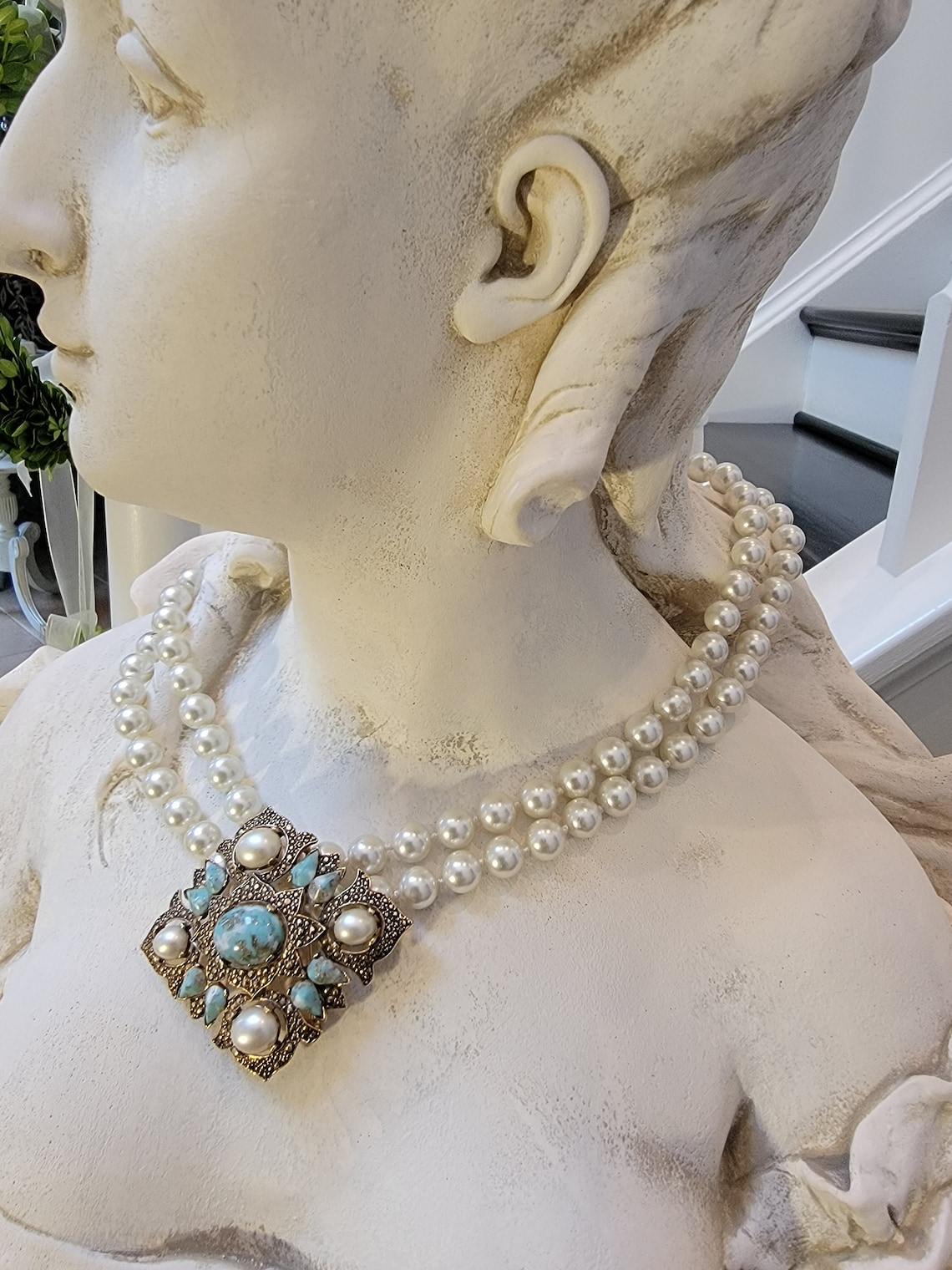 Vintage Reclaimed Necklace With Faux Pearls and Sarah Coventry Brooch ...
