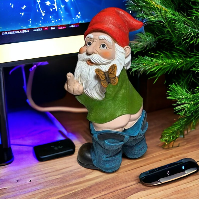 Peeing Gnome, Drunk Garden Gnome, Drunk Gnome, Funny Garden Gnome, Rude ...