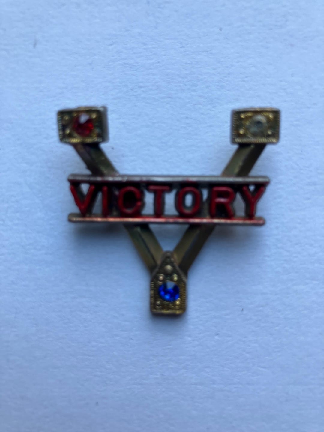 Victory Pin - Etsy