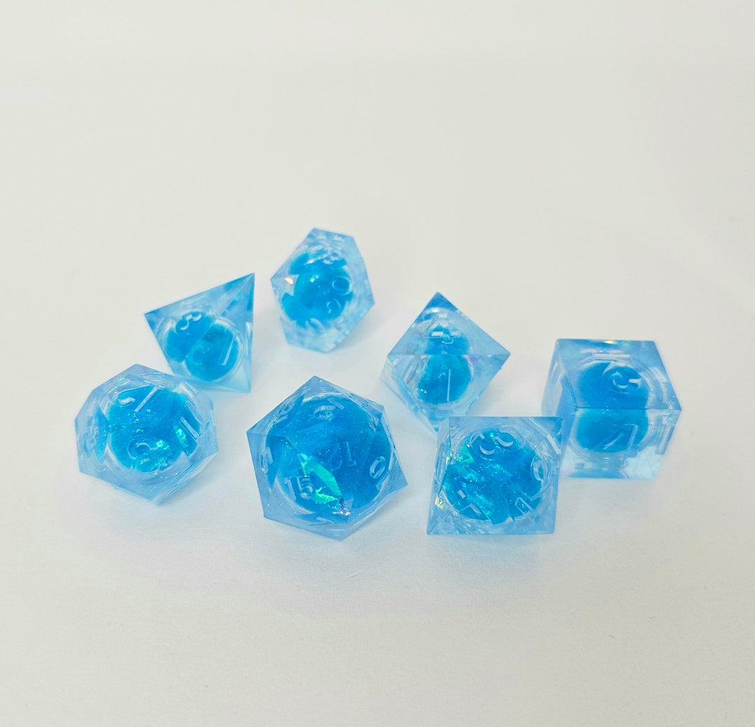 Mystic Dewdrop blue Outside, Blue Core Inside Liquid Core Dice Set 7 - Etsy