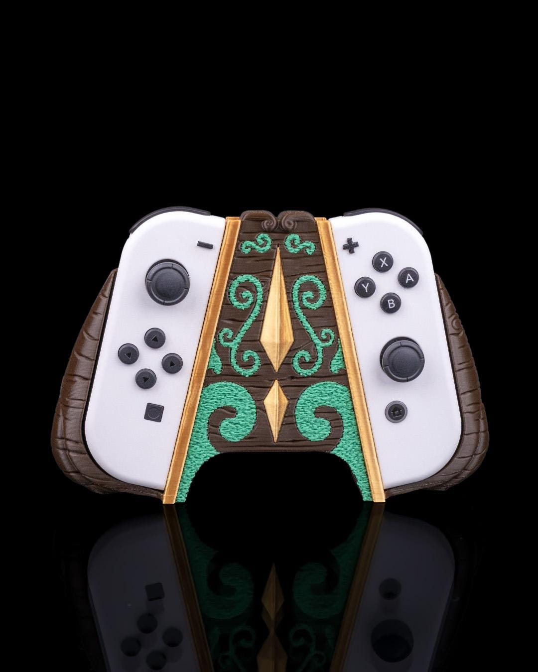 Wooden Relic Dual Controller Grip – A Legendary Holder for Your Setup ...