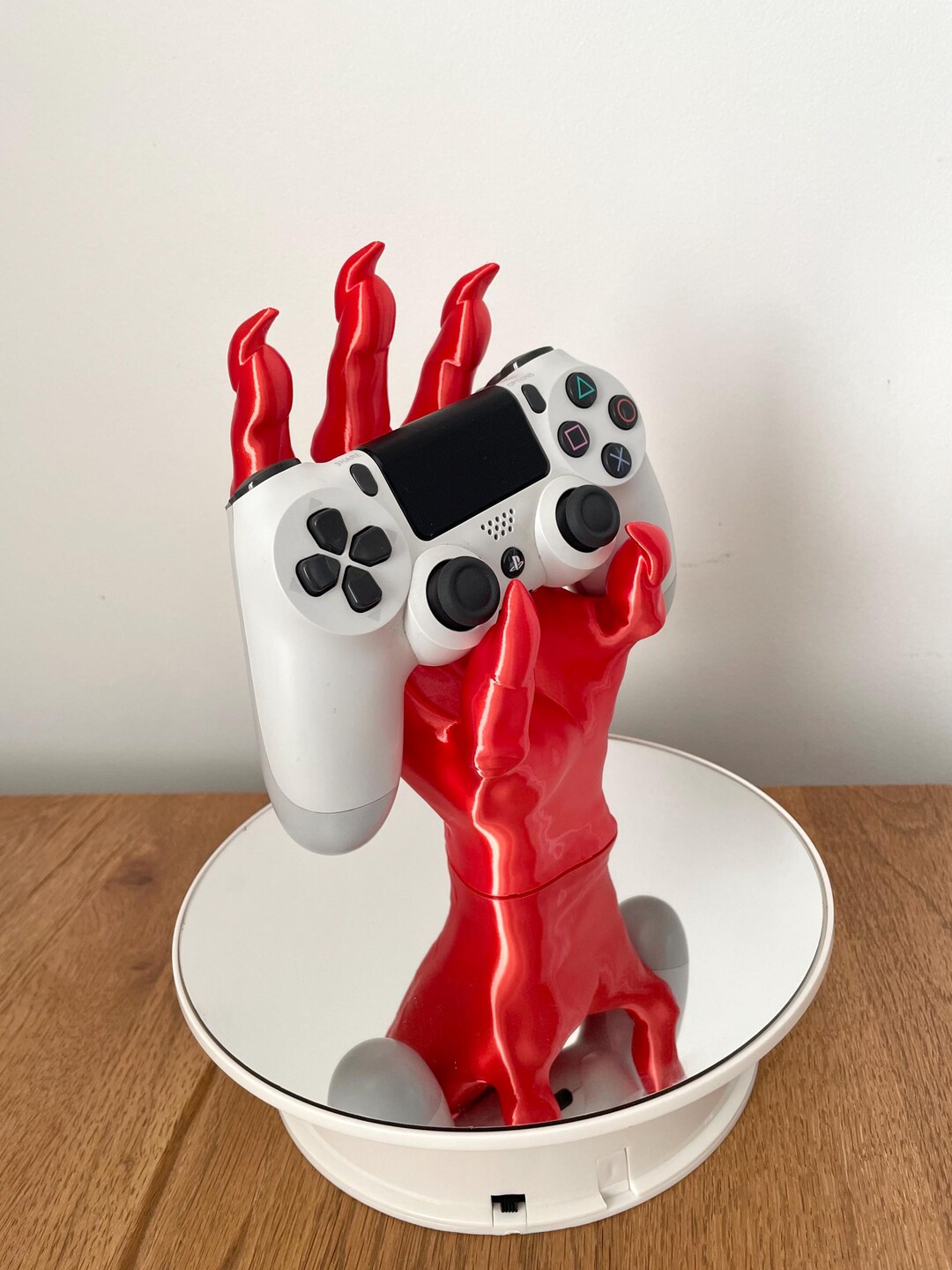 3D Printed Demon Hand Controller Holder – Spooky Gaming Display Stand ...