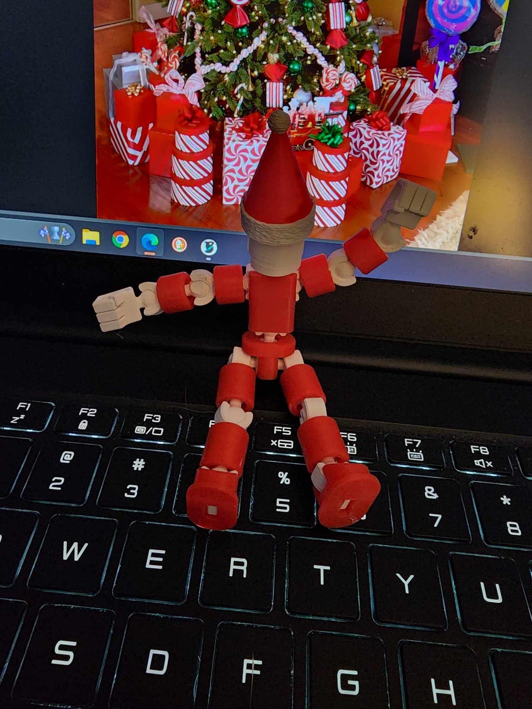 3D Printed Posable Santa Action Figure - the Perfect Holiday Gift! - Etsy