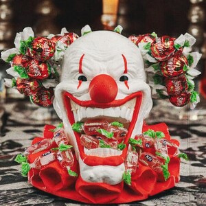Gory Giggles Candy Holder - Gorgeous Halloween Decor - Creepy Clown ...