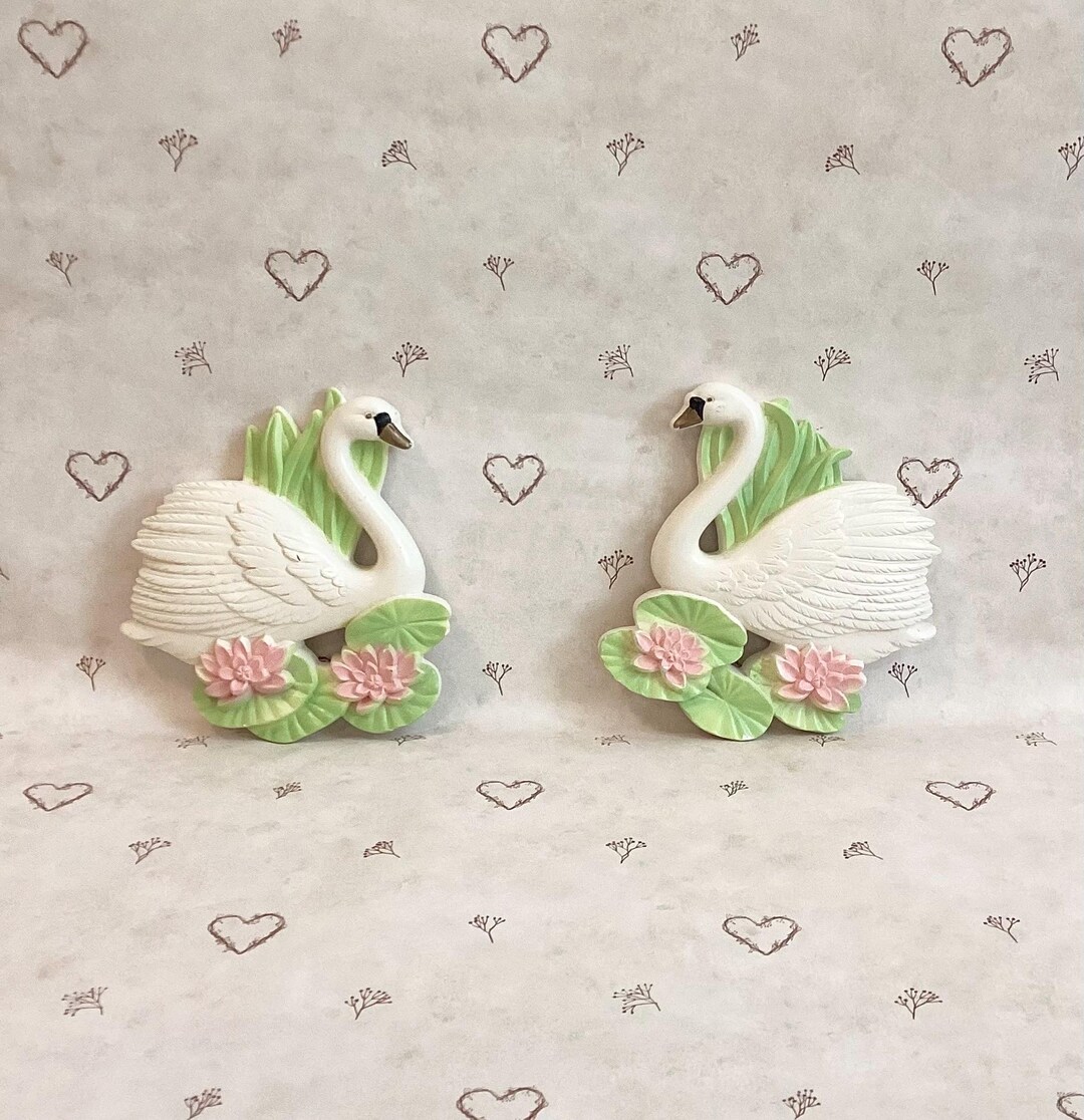 Vintage Lotus Flower Swan Chalkware Wall Hanging Decor, Cottage Swan ...