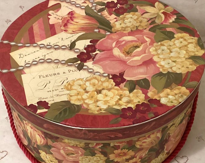 Vintage Floral Hat Box With Handles, Flowers and Pearls Vintage Hat Box ...