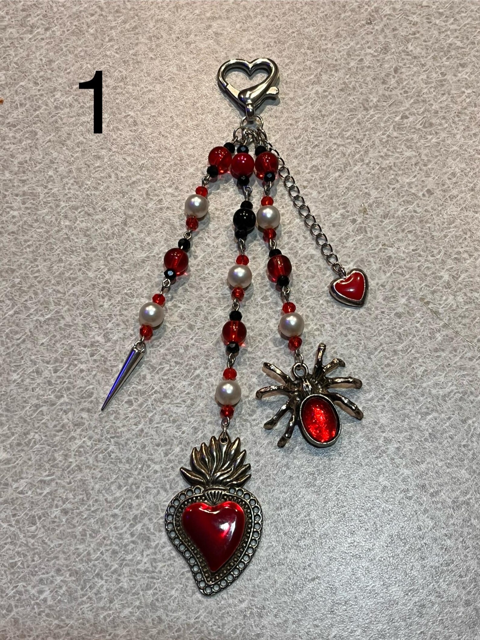 Sacred Heart Gothic Keychains - Etsy
