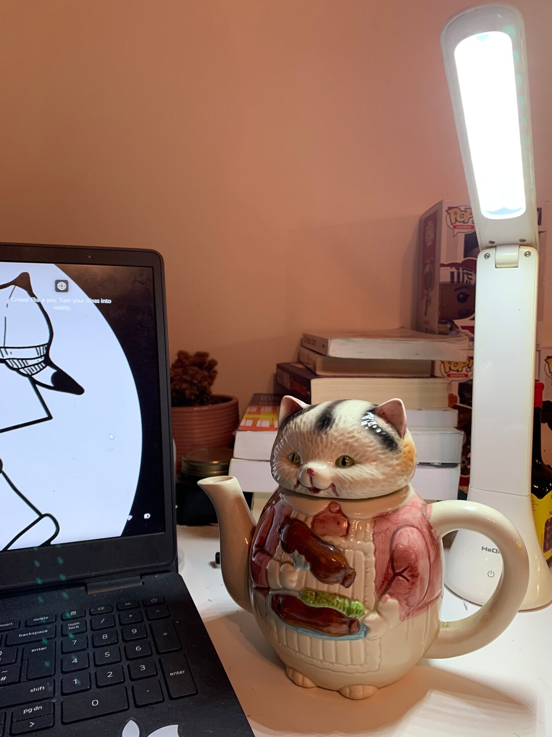 1984 Ron Gordon Cat With Sausage Tea Pot - Etsy UK