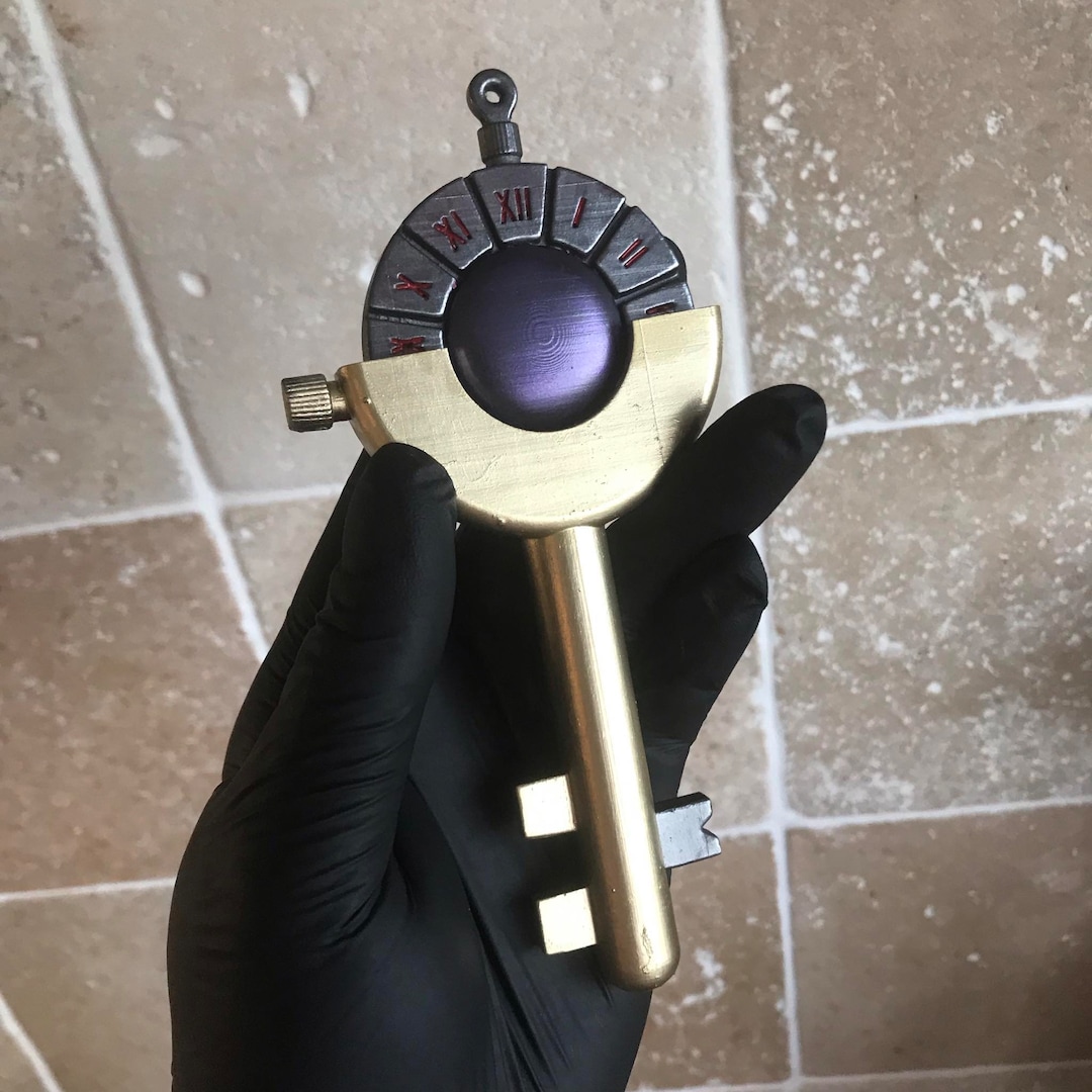 Resident Evil Key Resident Evil 3 Key Handmade From Resin Resident Evil ...