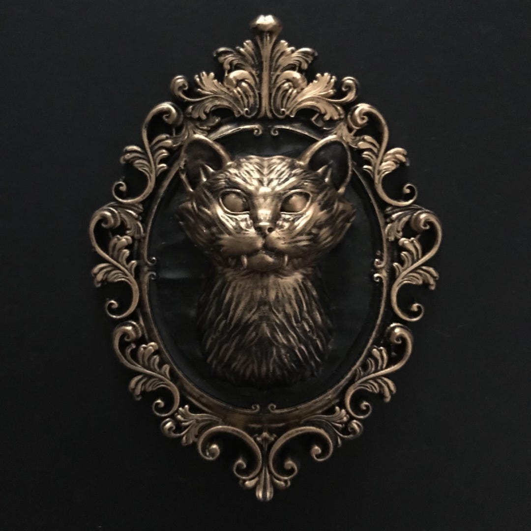 Gothic Black & Gold Frame With Witch's Cat Dark Aesthetic Macabre Decor ...