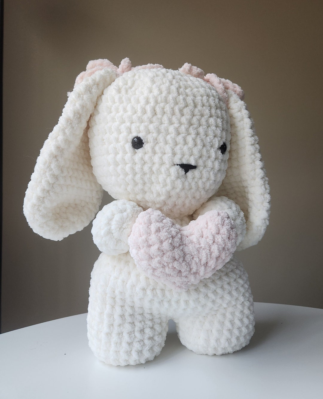 Crochet Bunny Holding Heart, Amigurumi Bunny, Jumbo Plush, Crochet ...