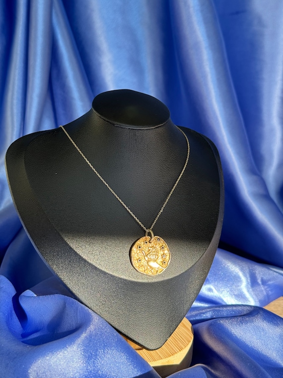 Silver Leo Necklace, Zodiac Coin Necklace, Sky Neckla… - Gem