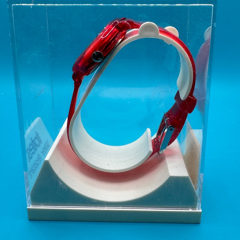 Vintage Early 1980's Totes Water Resistant Red Jelly Watch NEW in ...