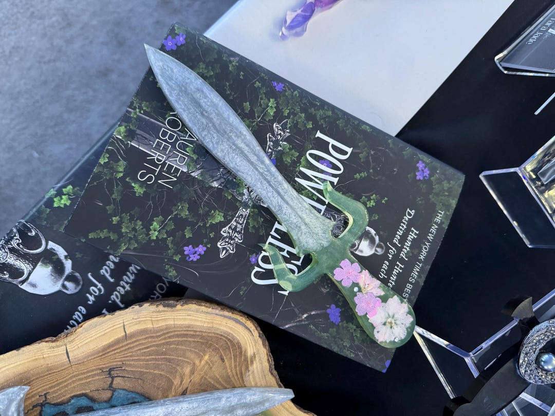 Powerless Merch Floral Resin Dagger Handmade Book Merch Costume Cosplay ...