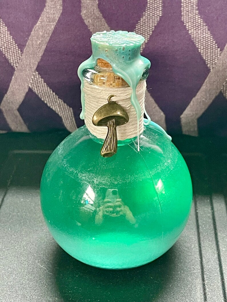 Curiosity Spell Color Changing Potion Magic Spell Apothecary Potion ...