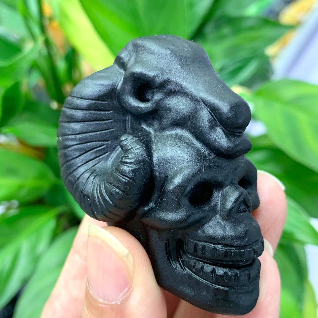 Black Obsidian Sheep Skull Figurine Hand Carved Quartz Crystal Animal ...