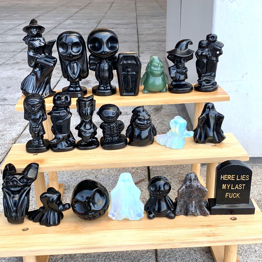 2-4.5 Inch Natural Ghost Skull Halloween Tombstone Dog Bat Witch Hand ...