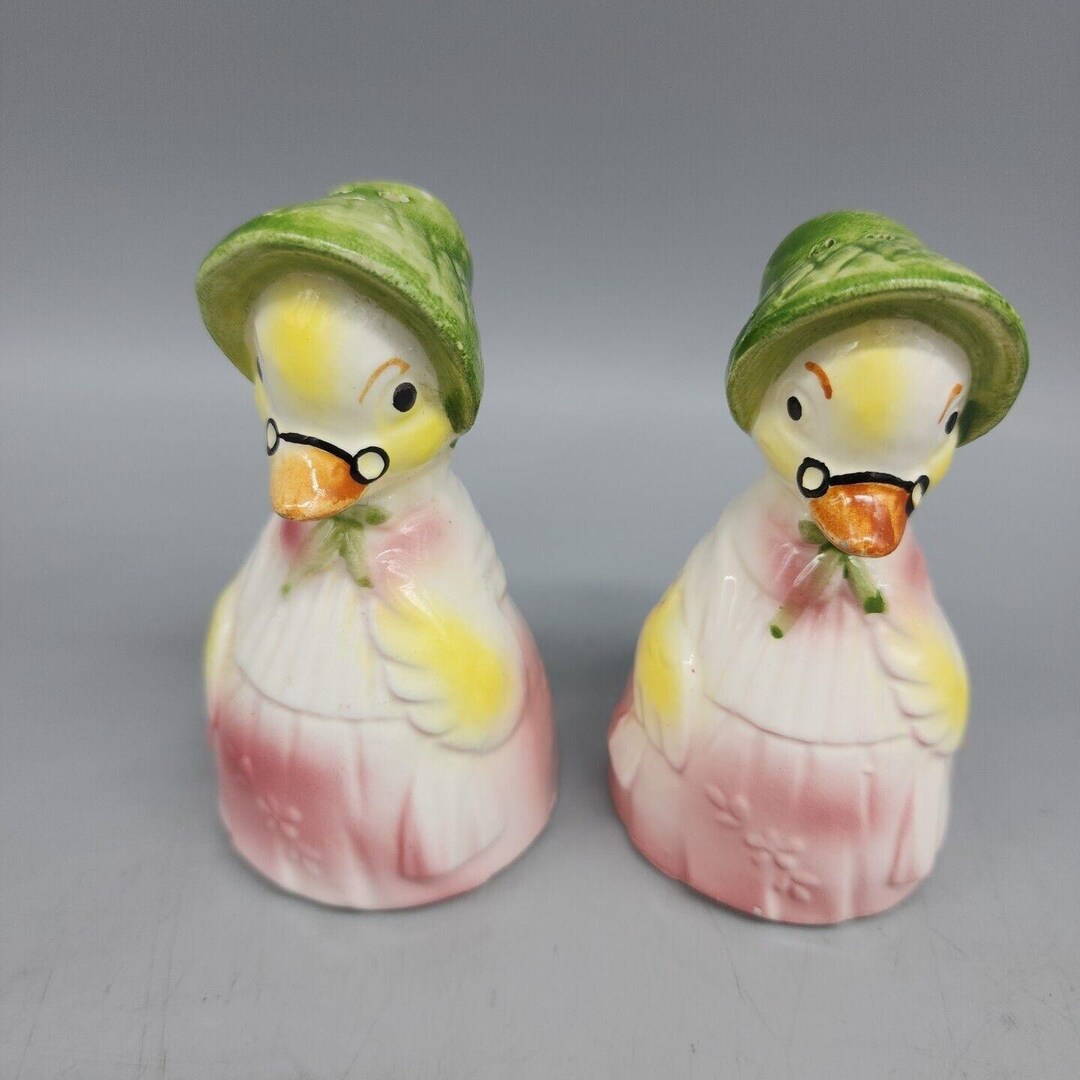 Vintage Mother Goose Salt and Pepper Shakers Made in Japan Ceramic 4 ...