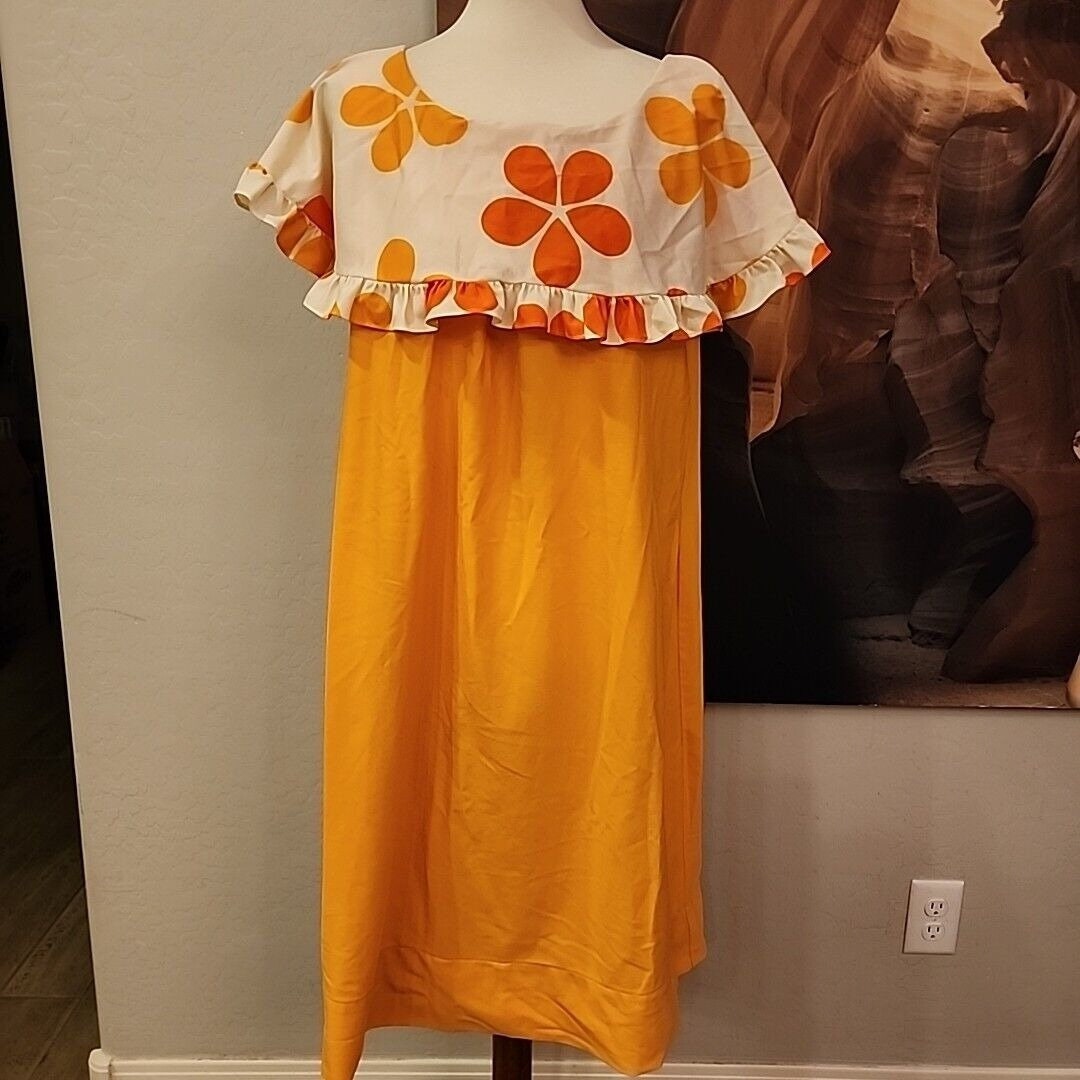 Vintage Hale Kini Chez Jeanne Made in Hawaii Dress Orange Flower Muumuu ...