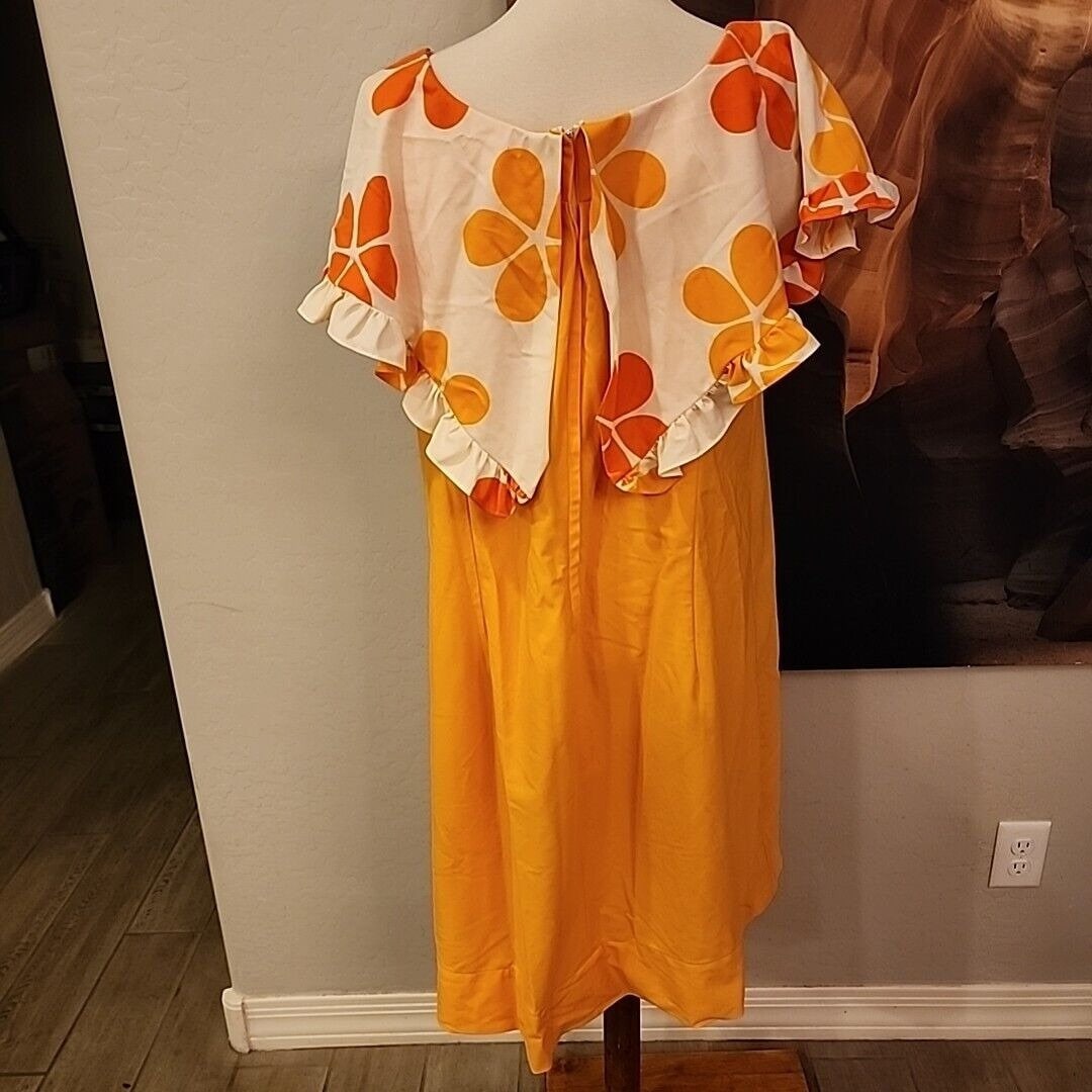 Vintage Hale Kini Chez Jeanne Made in Hawaii Dress Orange Flower Muumuu ...