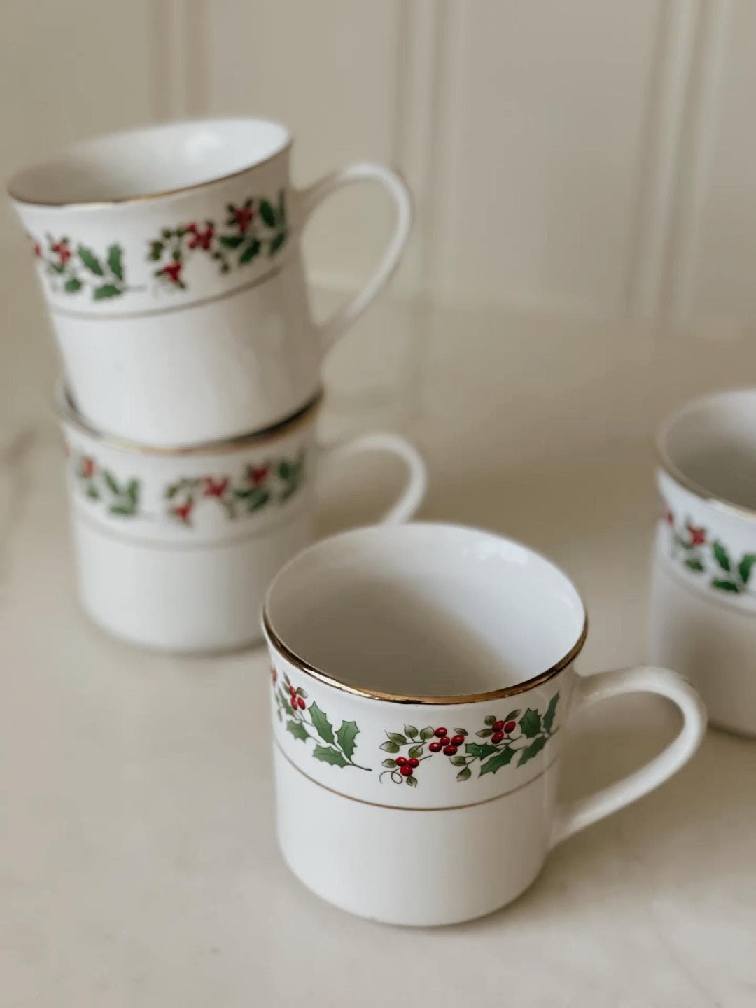 Set of 4- Gibson Holly Gold Rim Mugs, Holiday Hosting Drink Ware - Etsy