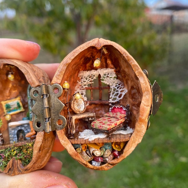 Walnut Shell Diorama - Etsy
